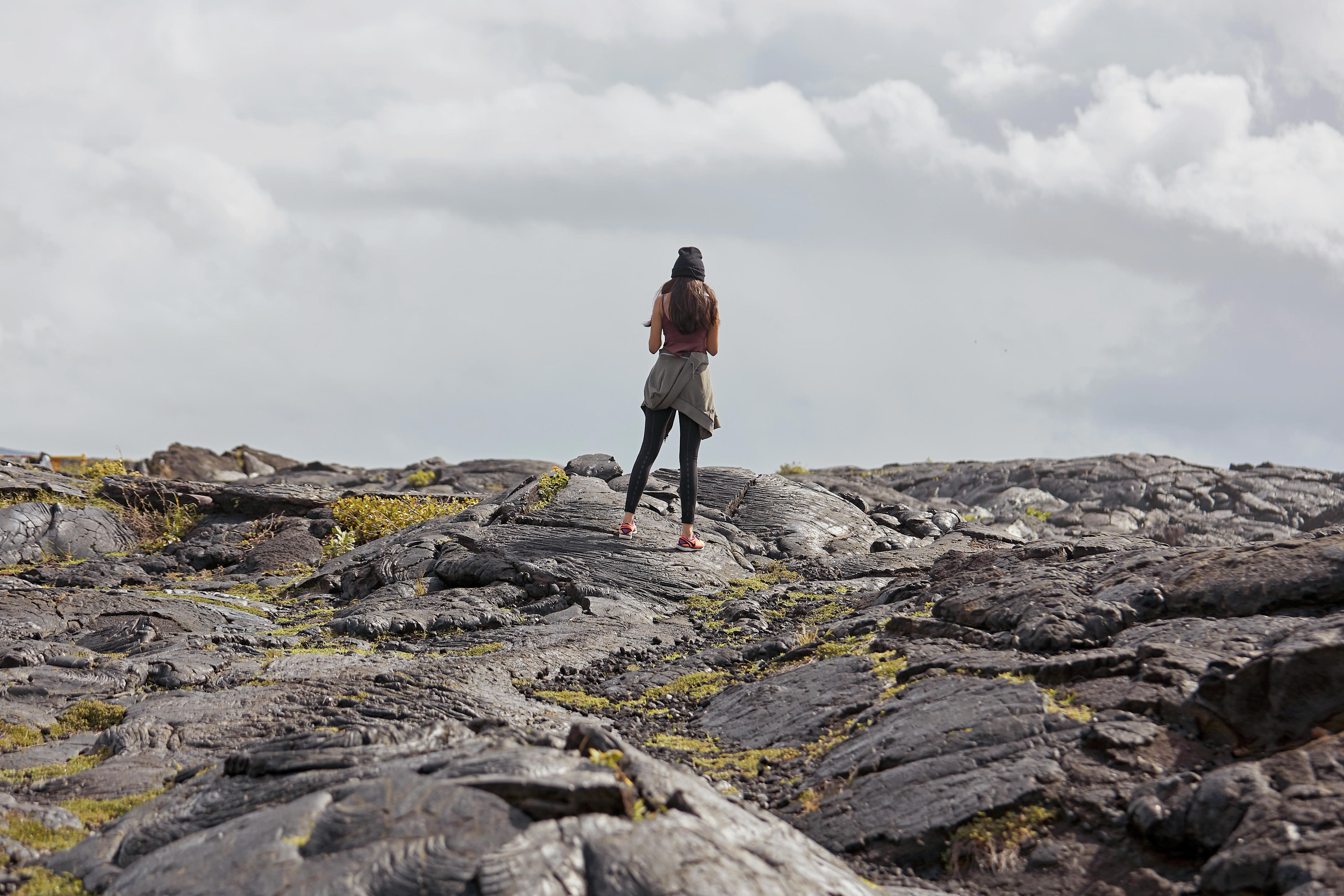 American Tourist Survives Cliffside Fall Near Kilauea Volcano