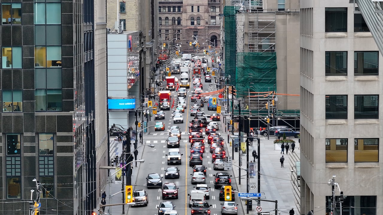 Toronto launches 2-week enforcement blitz for no stopping zones during ...