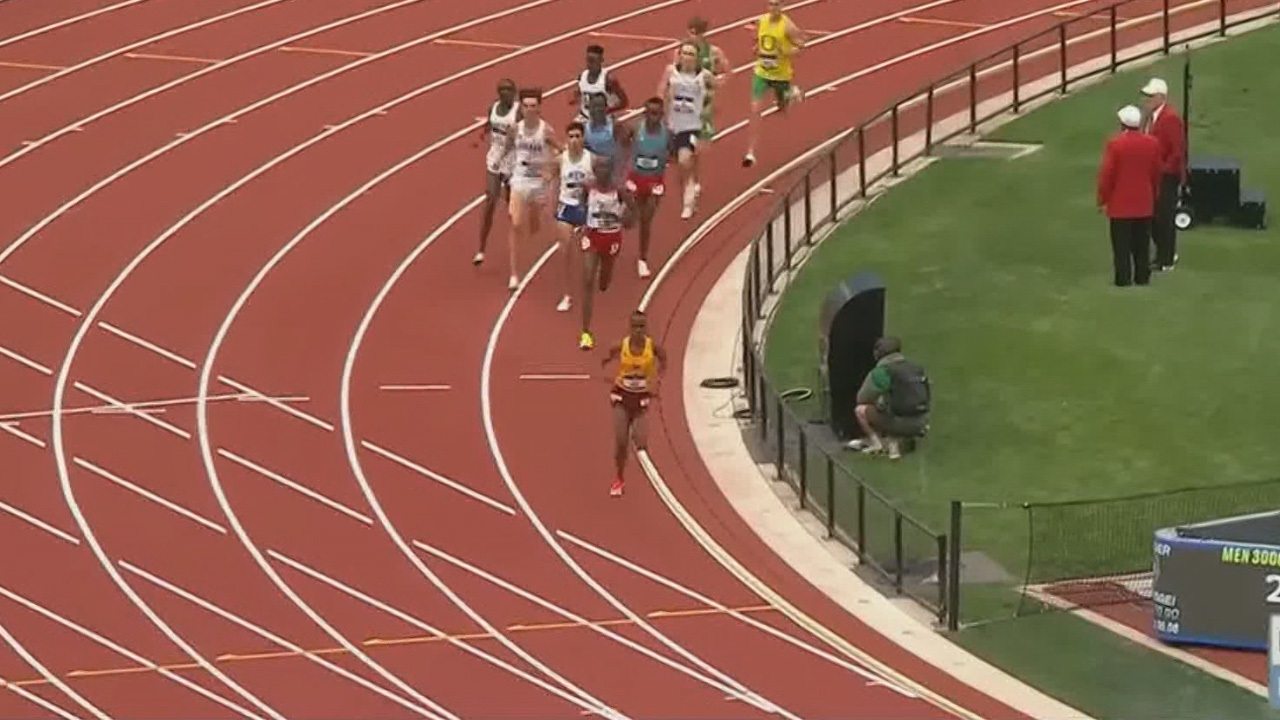 Golden Play of the Week: Cyclone breaks Steeplechase school record