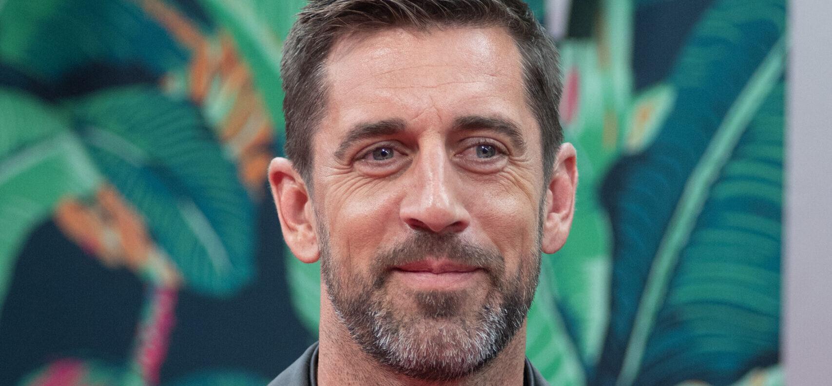 Aaron Rodgers' Steelers Teammate Reveals Quarterback's Bizarre Toilet ...