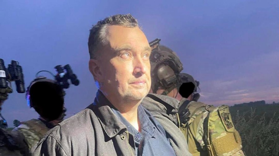 Minnesota suspect hit with federal murder, stalking charges