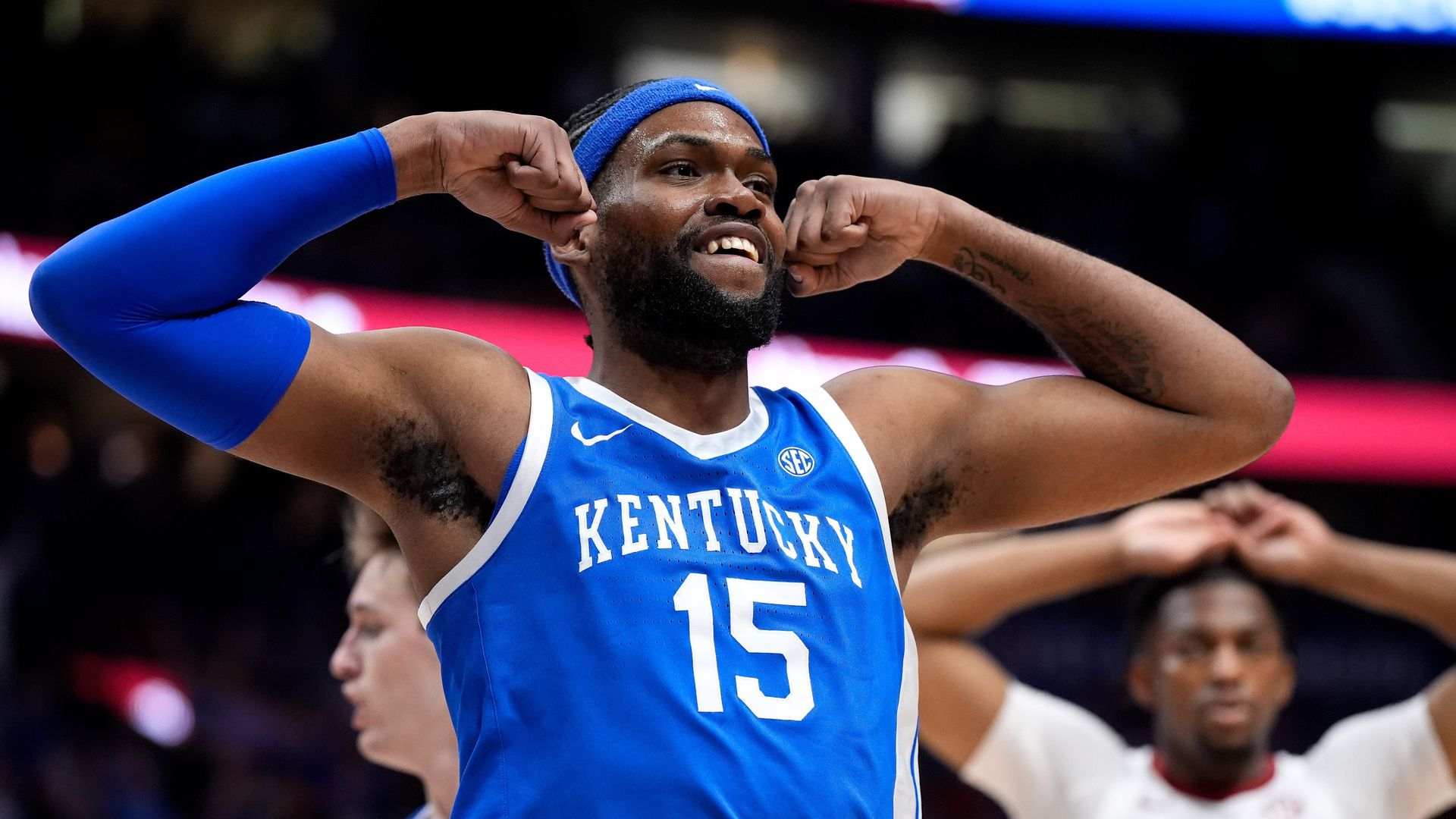 Ansley Almonor joins La Familia for TBT 2025