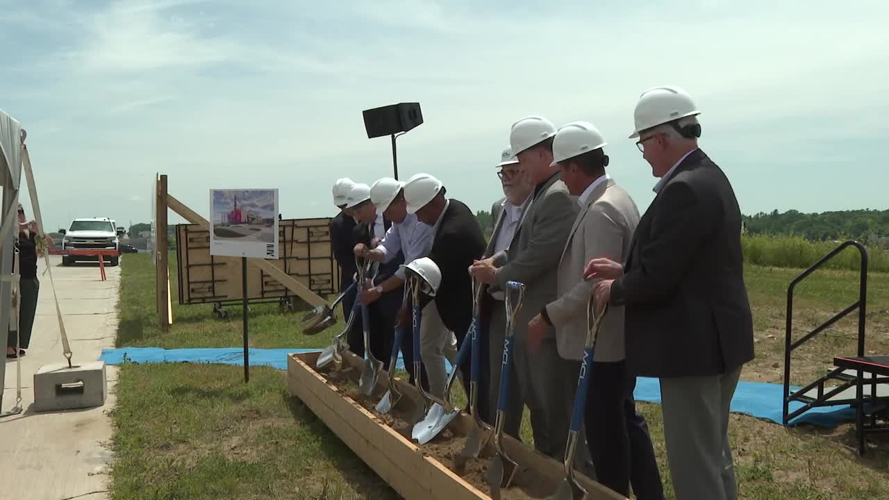 Crossroads groundbreaking: Developers will start construction later ...