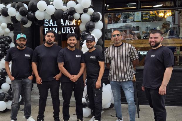 Halal burger chain opens new restaurant in Oxfordshire town