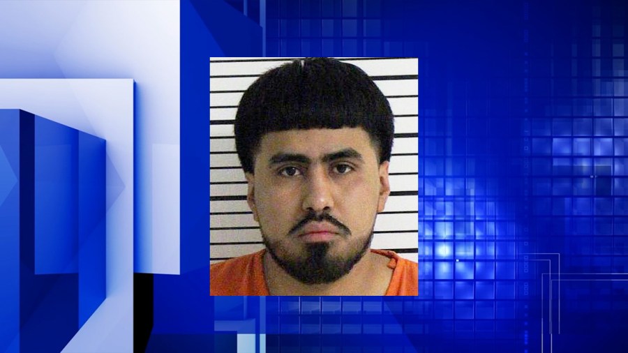 Moline man had gun at Davenport night club, police say
