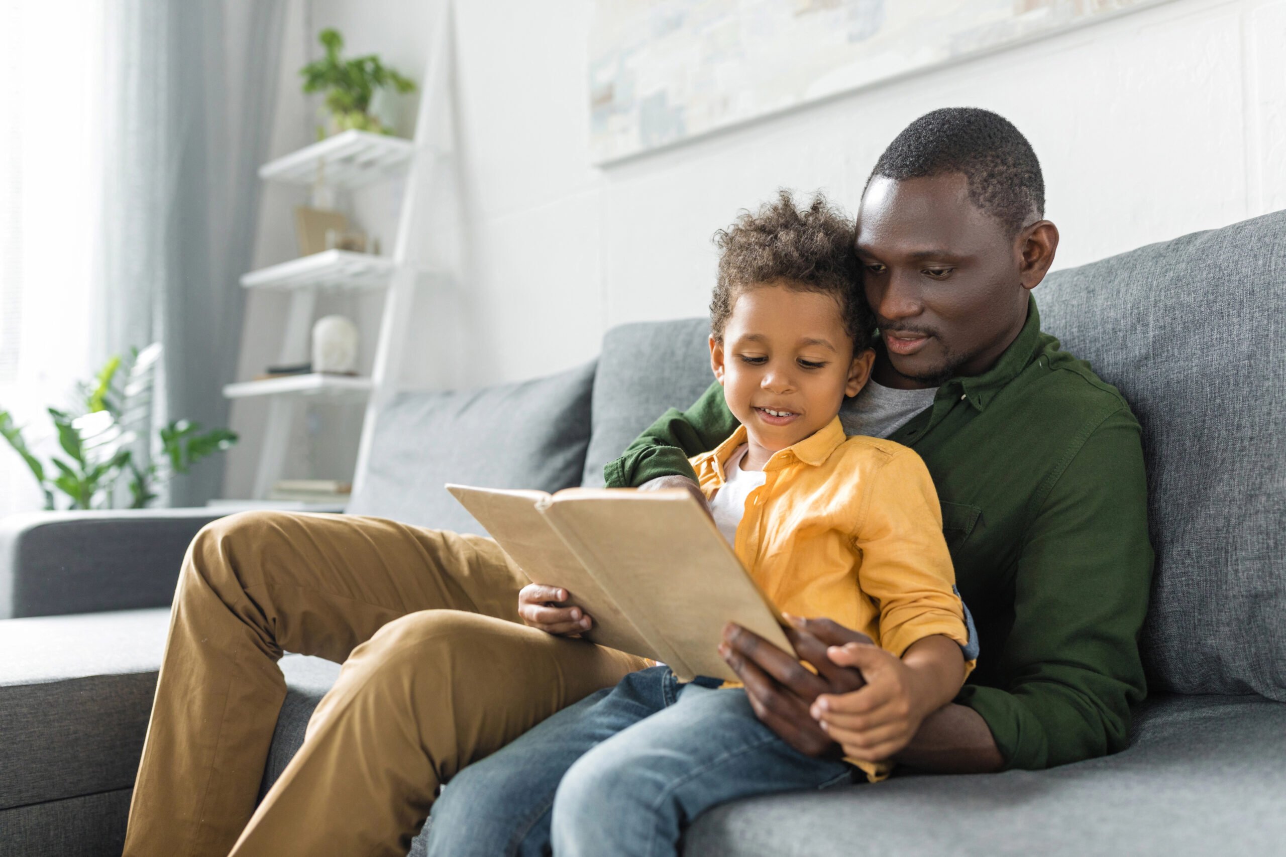 Statistics Say Parents No Longer Read To Their Kids. Here's Why I Still Do