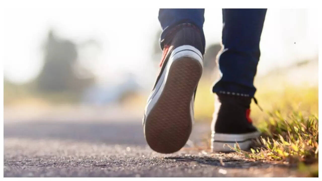Men who walk at least THESE many steps everyday can reduce their risk ...