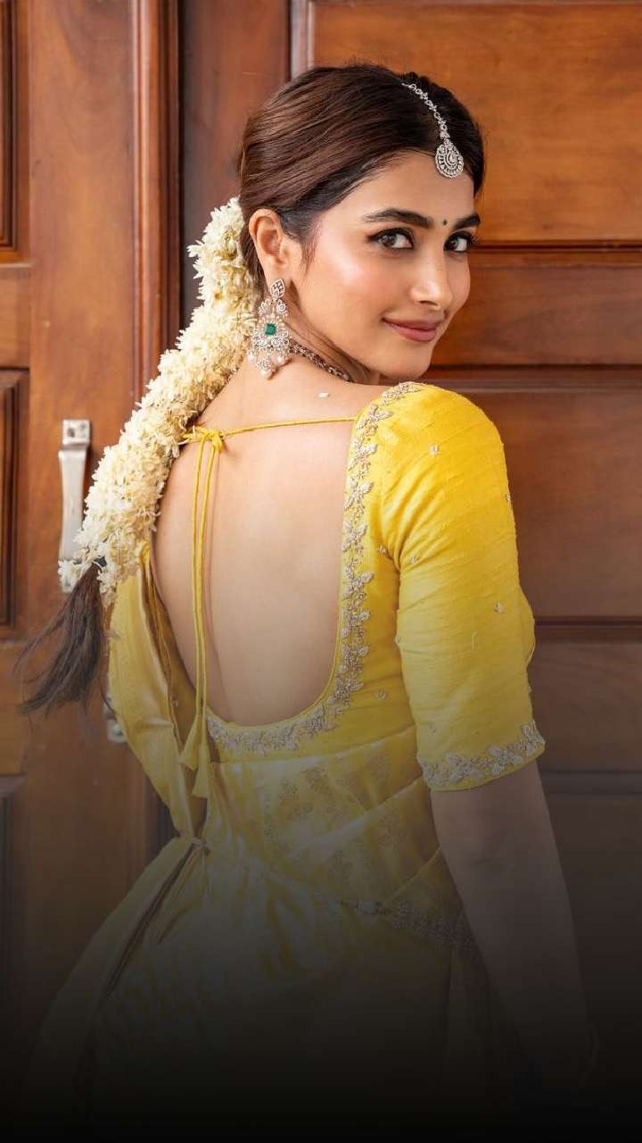 6 Heavy Earring Designs To Pair With Designer Silk Sarees