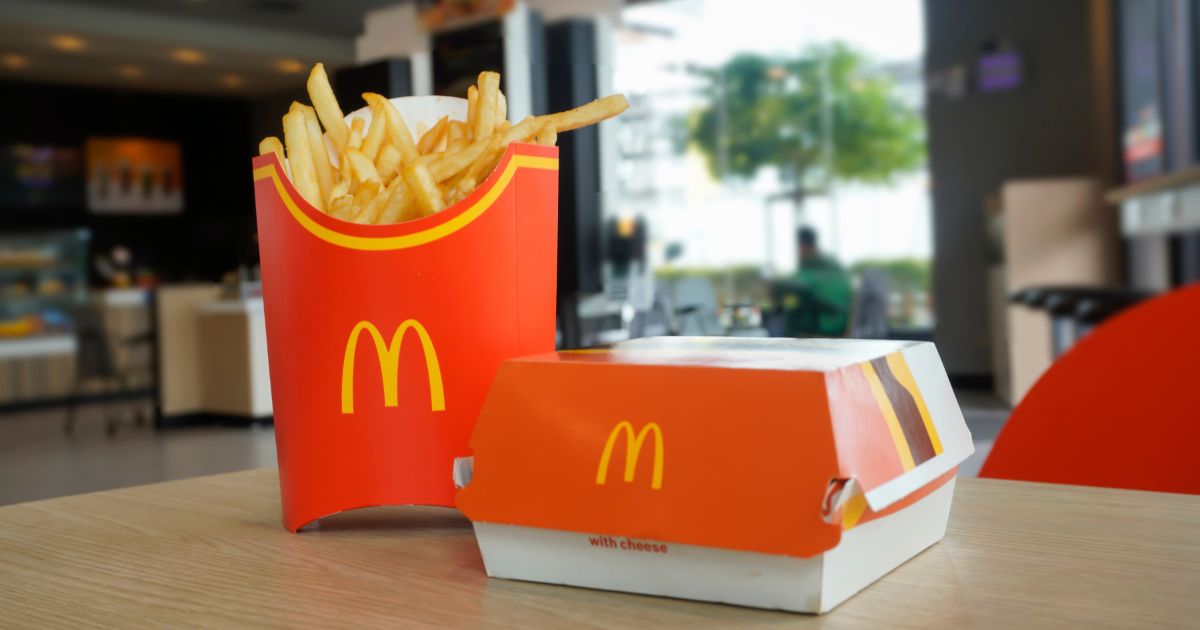 Un neurologue l’affirme : ce menu McDo pourrait calmer certaines migraines