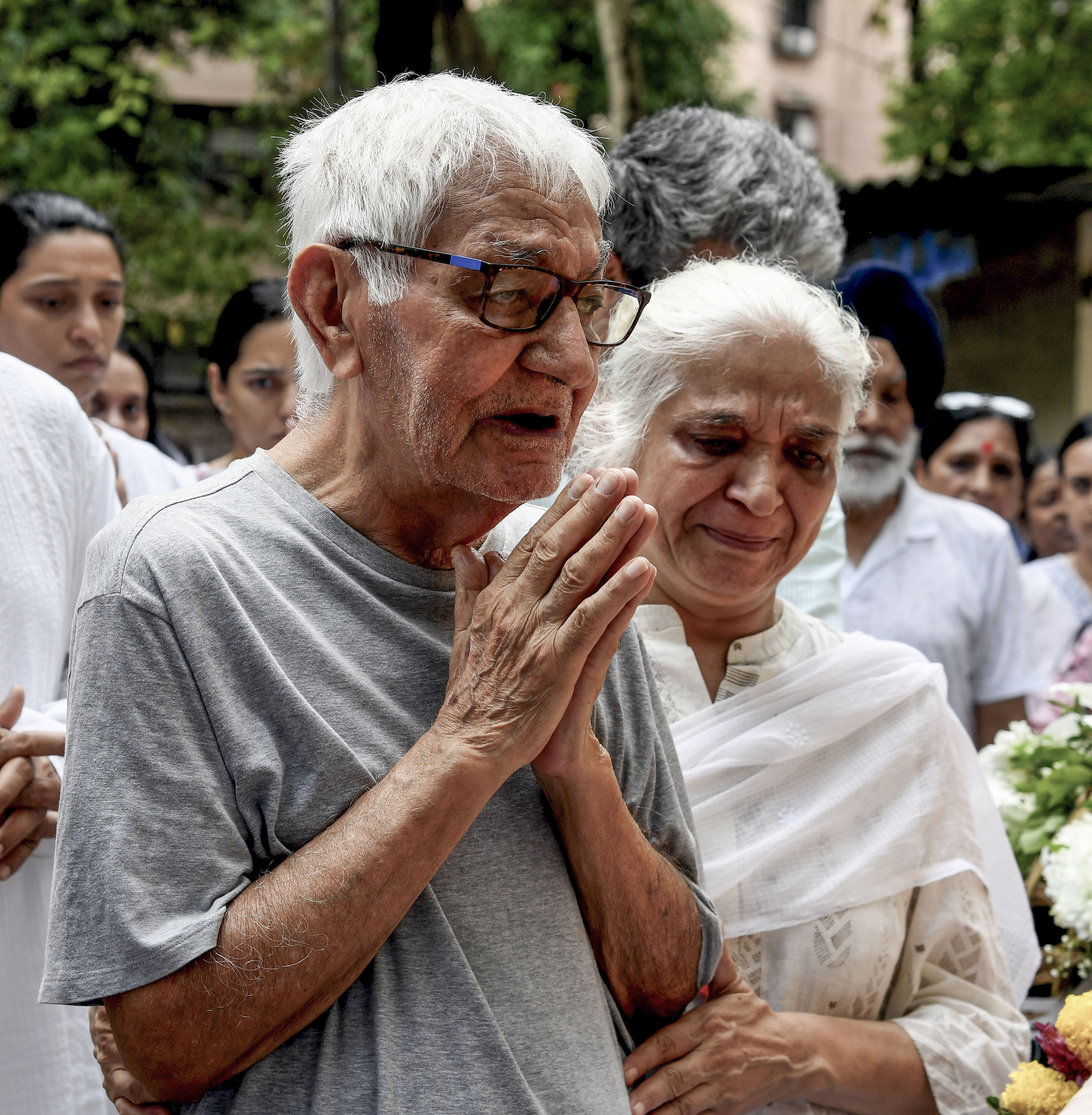 Last rites of pilot Sabharwal, who gave ‘Mayday’ call of AI plane ...