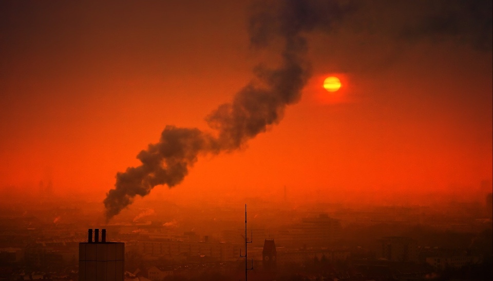 ETS kosztuje polską gospodarkę nawet 12,9 mld euro rocznie