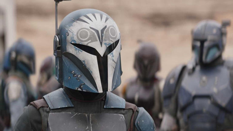 Carl Weathers Called His The Mandalorian Co-Star “Boring”