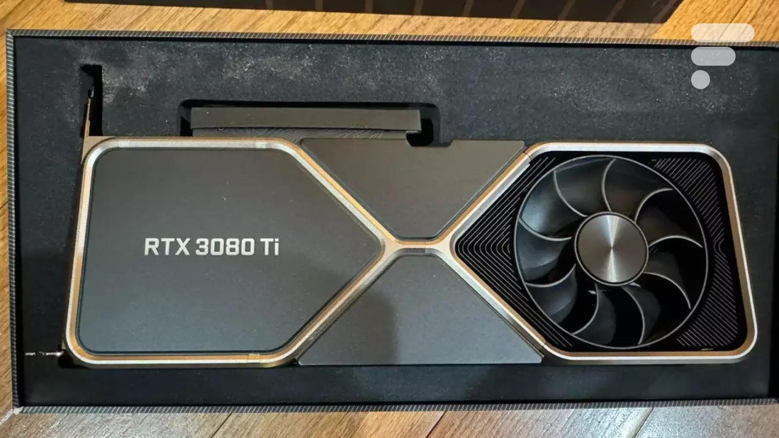 Nvidia : pourquoi cette RTX 3080 Ti se vend-elle à 2000 dollars sur eBay