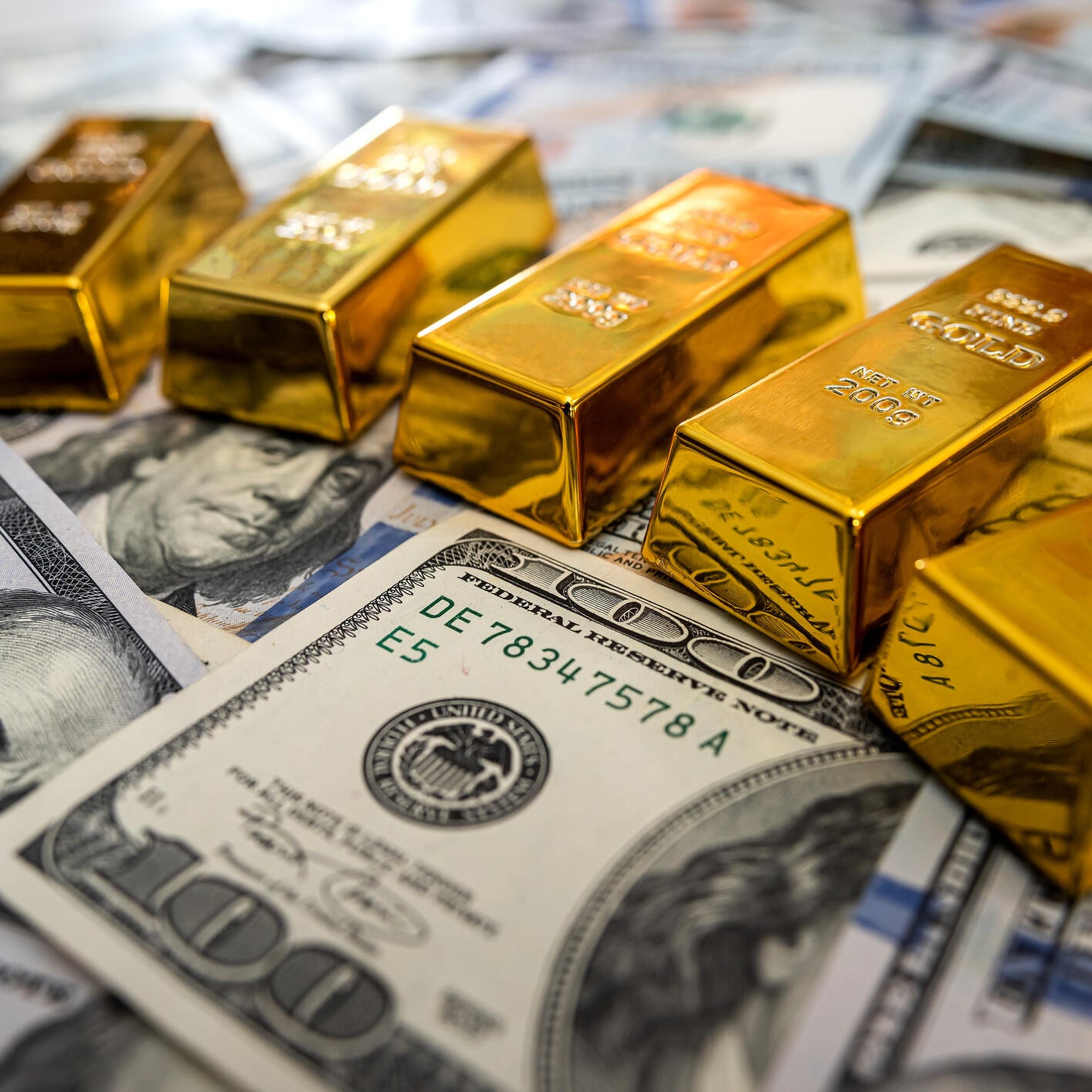 When could gold's price hit $4,000? Investing experts weigh in