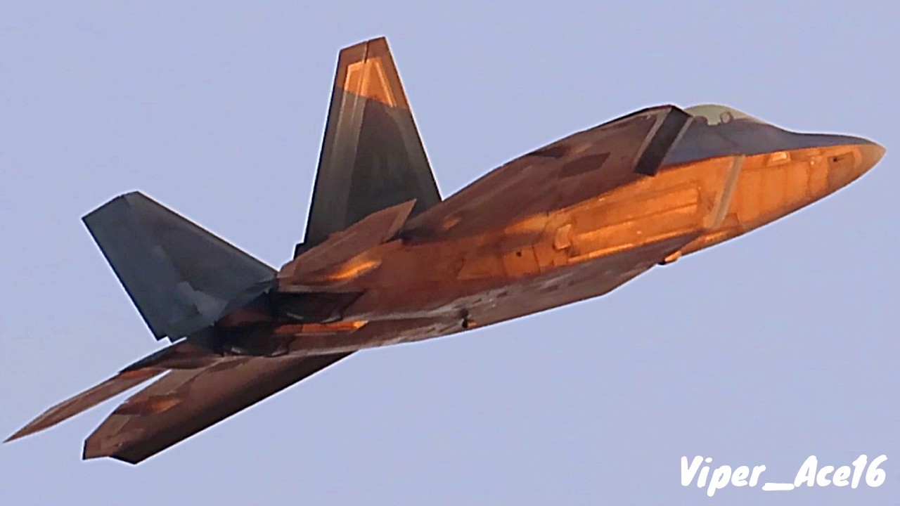 Watch the F-22 Raptor Dominate the Skies in RaZZ Larson’s Hands