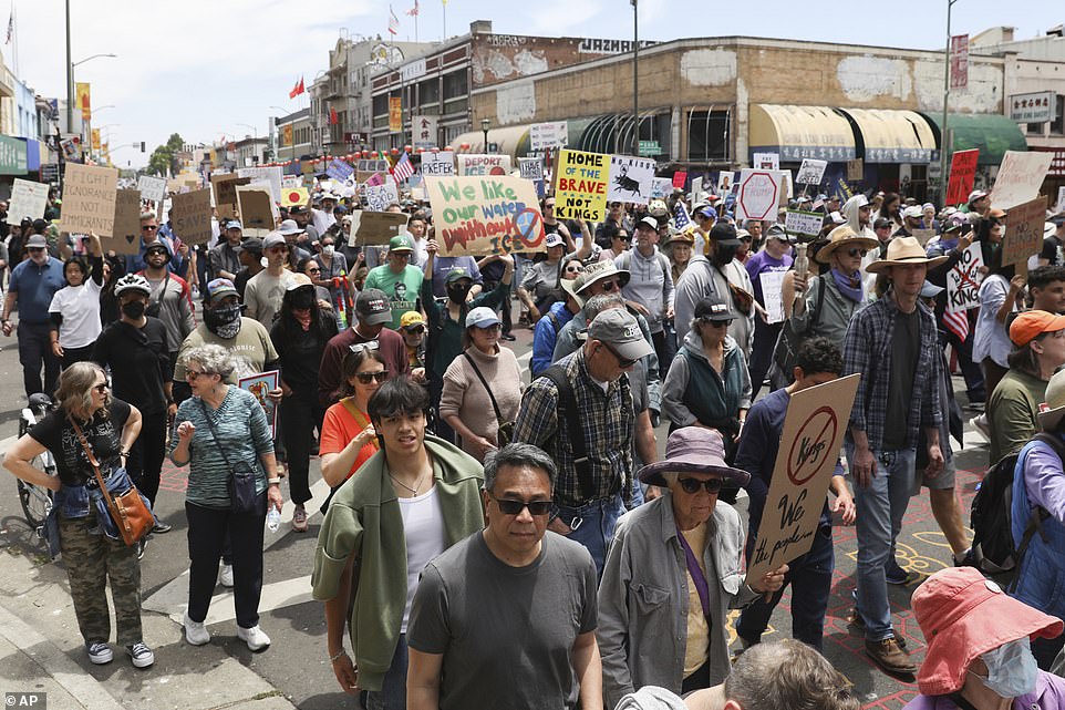 Democratic-led city spirals into 'mad max' chaos