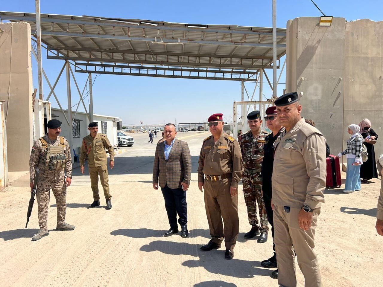 Syria sends 3,000 troops to Iraq border in move linked to Israel-Iran ...