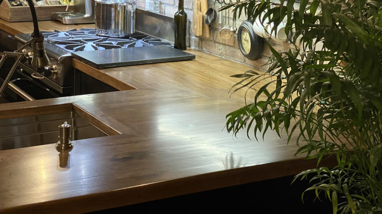 What's The Benefit Of Having A Water Spout Over Your Stove?