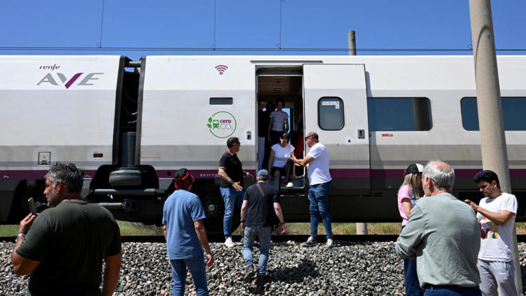 Spain says 'overvoltage' caused major April power outage