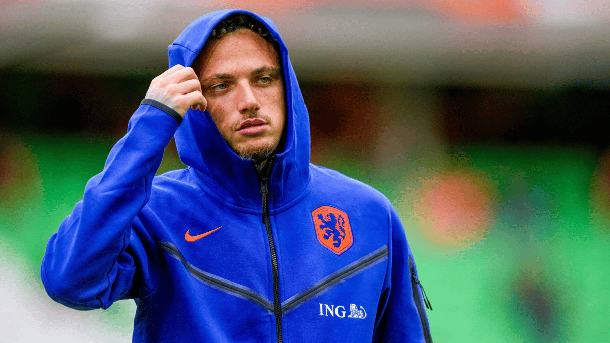 Noa Lang laat zich gaan: 'Dat kan helemaal niet! Dat kan niet!'