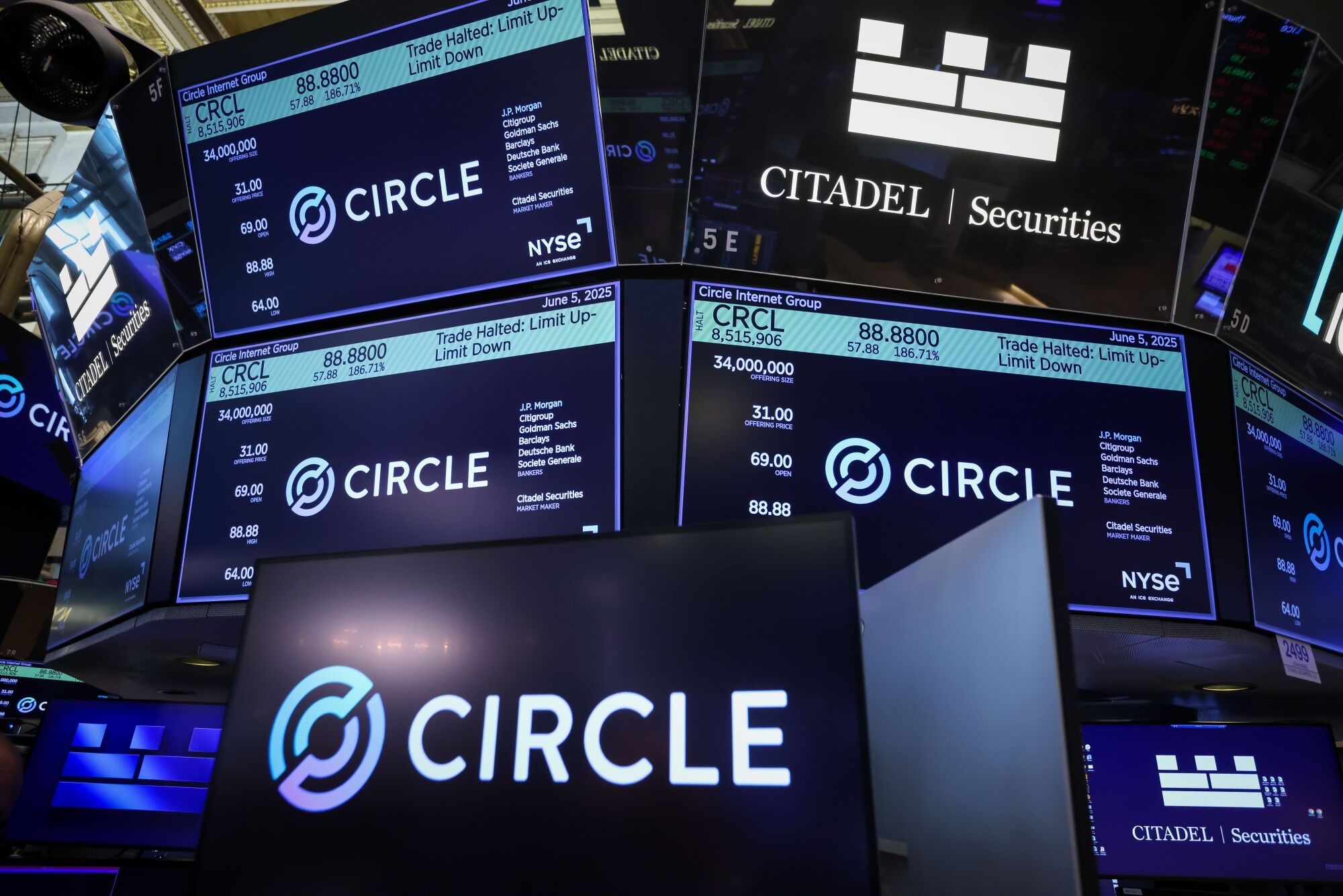 Marshall Wace Books $700 Million Gain on Circle’s Hot IPO