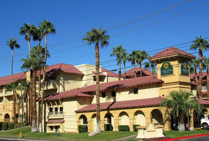 Before You Check In, Check Out This List Of 15 Hotels To Skip