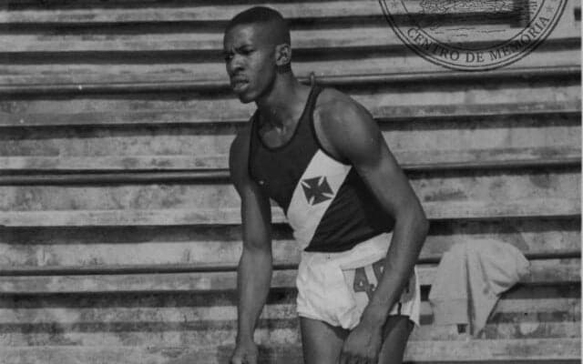 Multicampeão com o Vasco é homenageado por Maratona do Rio