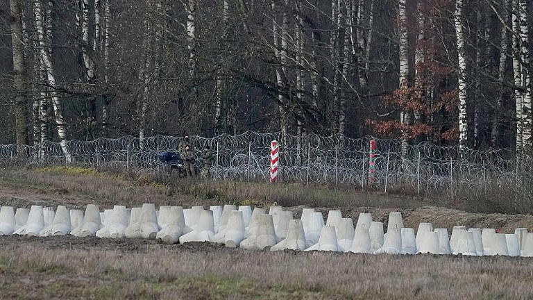 Poland adds minefields to 'East Shield' protective barrier with Russia ...