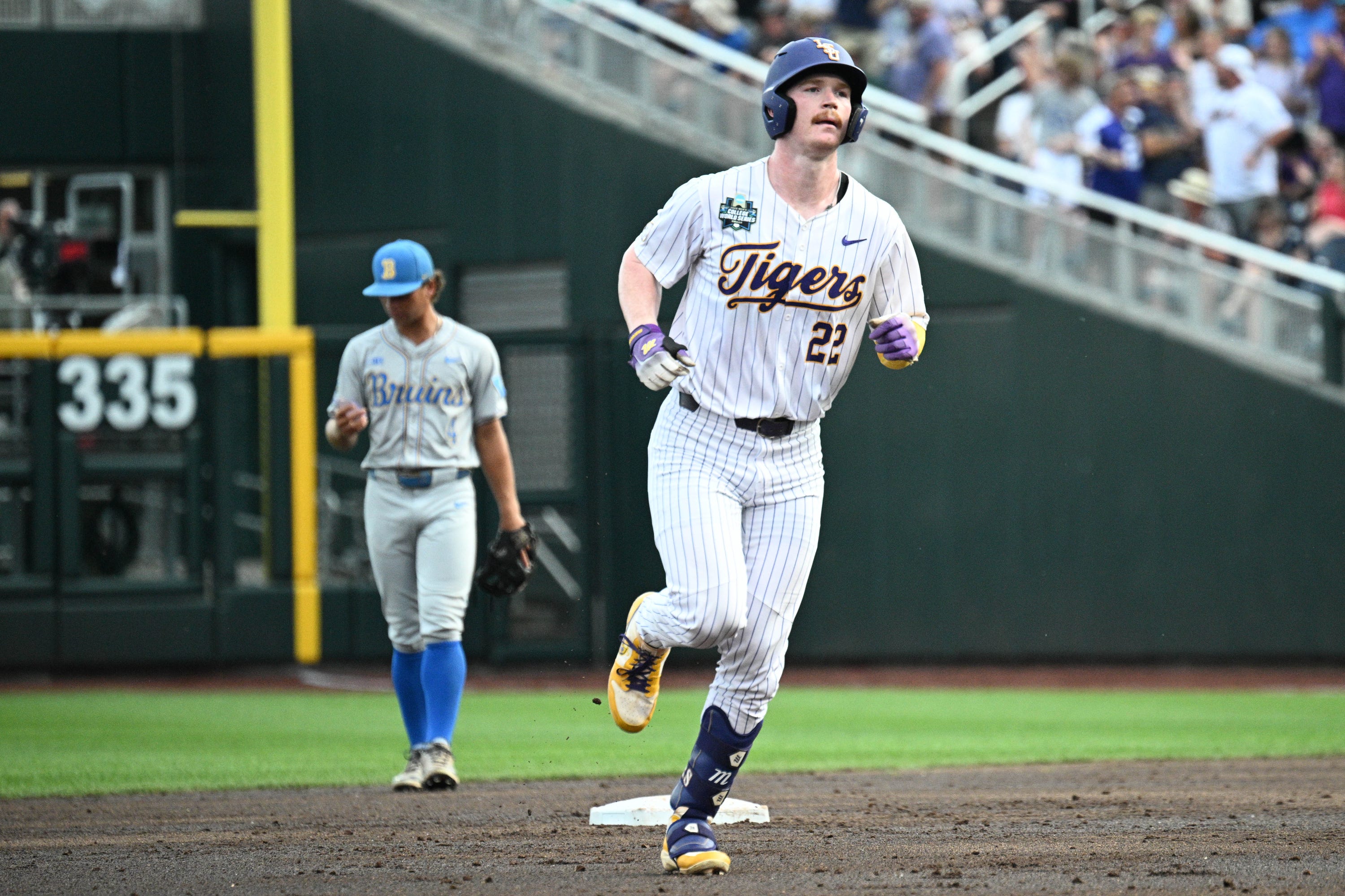 LSU baseball puts UCLA away to advance to winners bracket College World ...