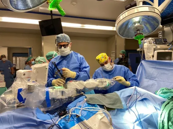 Cheikh Khalifa Hospital in Casablanca performs first robotic surgery ...