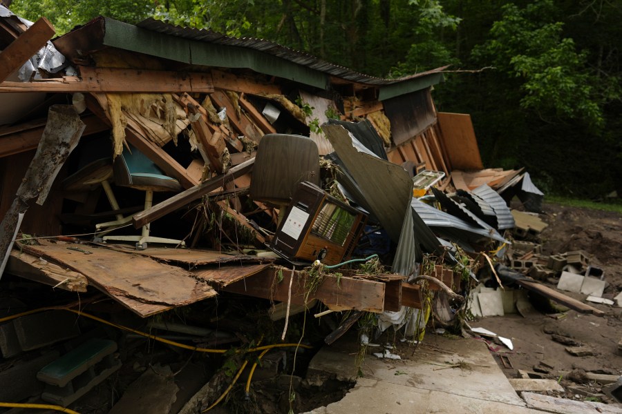 Death toll rises in West Virginia from flash flood, 7 people confirmed ...