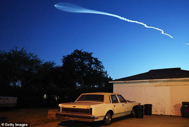 Mysterious 'Jellyfish UFO' spotted over US desert as scientists reveal ...