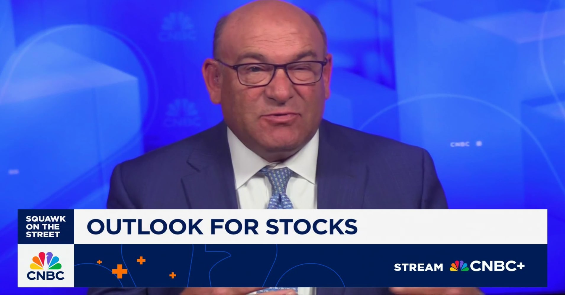 CNBC Fed Survey: Majority believes the tax bill will significantly ...