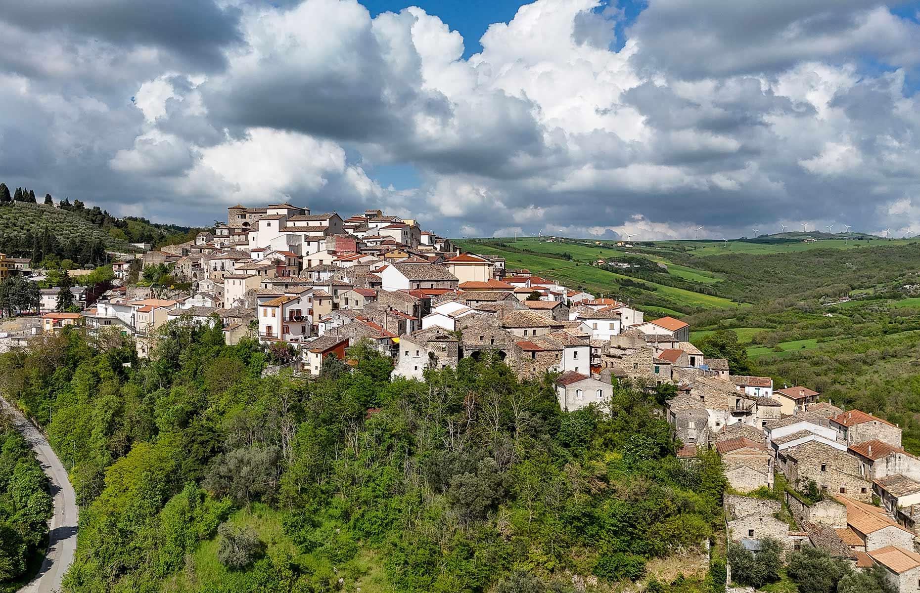 The hidden cost of Italy's famous €1 homes