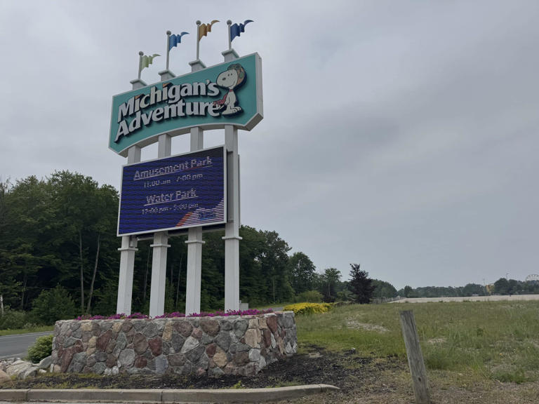 Michigan's Adventure One Day Itinerary (2025)