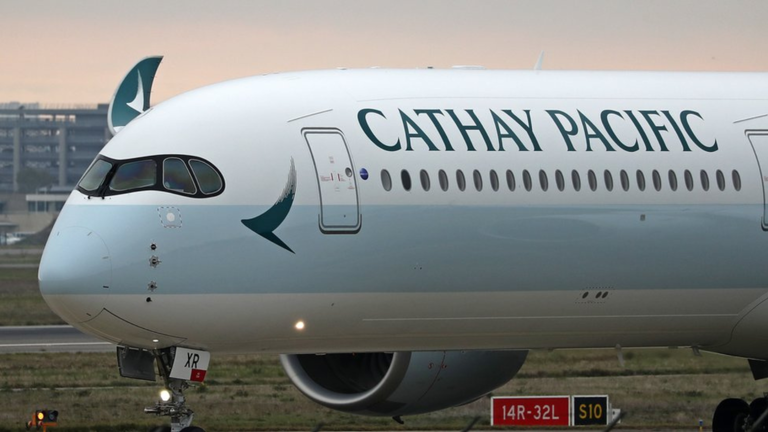 Top 10 Safest Airlines in the World in 2025: Flying High with Trust and ...