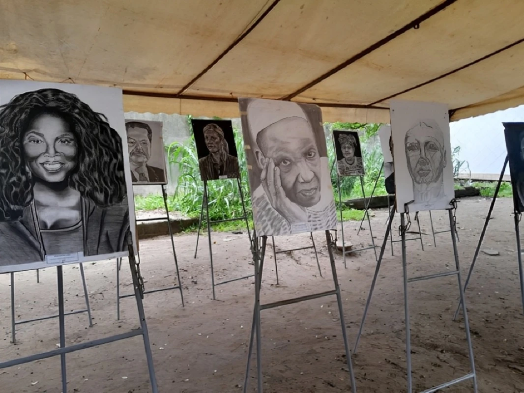 Exposition : La Fondation Cap Africa et les étudiants mettent en ...