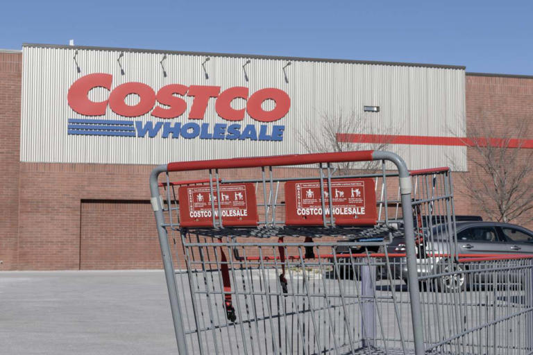 Costco Recalls Almost 1 Million Kirkland Prosecco Bottles — and the ...