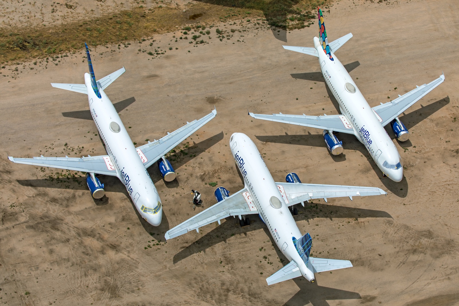 JetBlue Scales Back Network and Fleet to Curb Costs