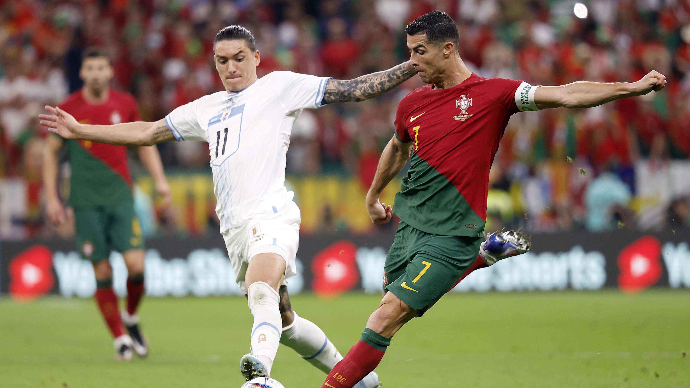 Soccer legend Cristiano Ronaldo sent special gift to president Donald Trump