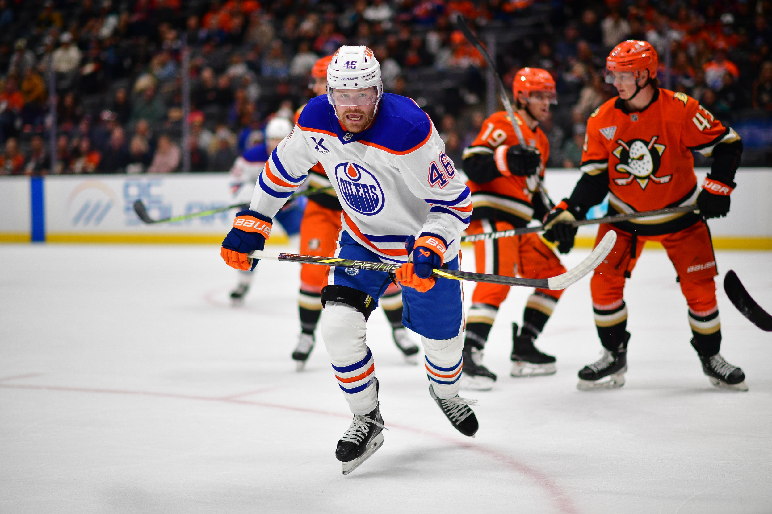 Max Jones takes first-line wing spot at Oilers’ practice ahead of Game 6