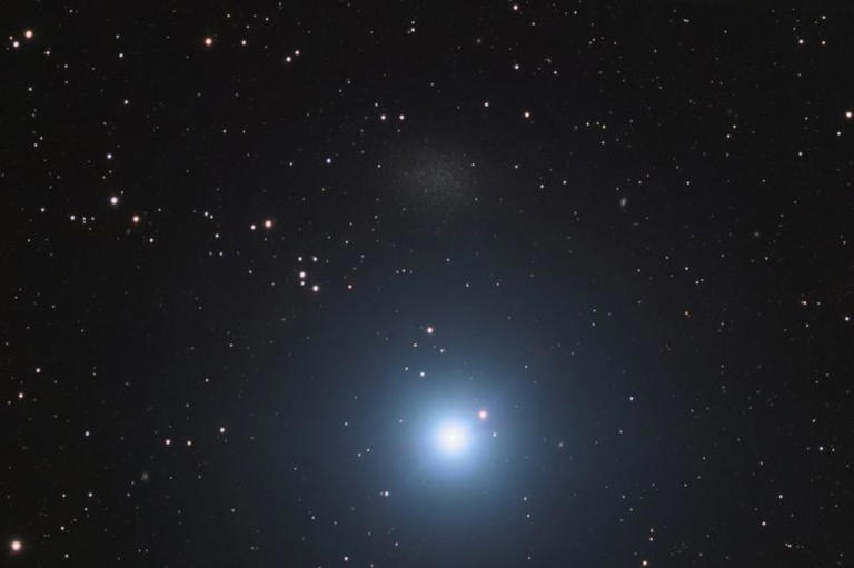 Exact time to see Red Planet meet bright blue star in rare night sky ...