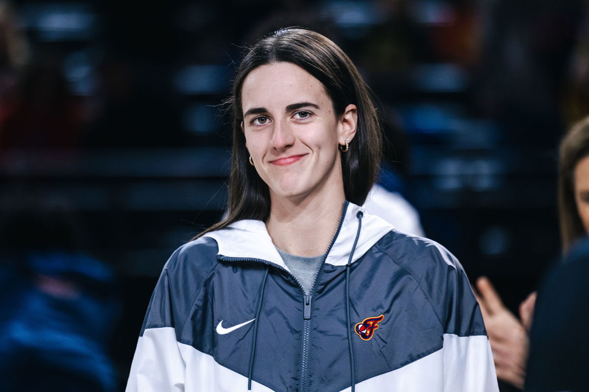 Caitlin Clark's Heartfelt Moment With NY Liberty Rivals Melts WNBA Fans