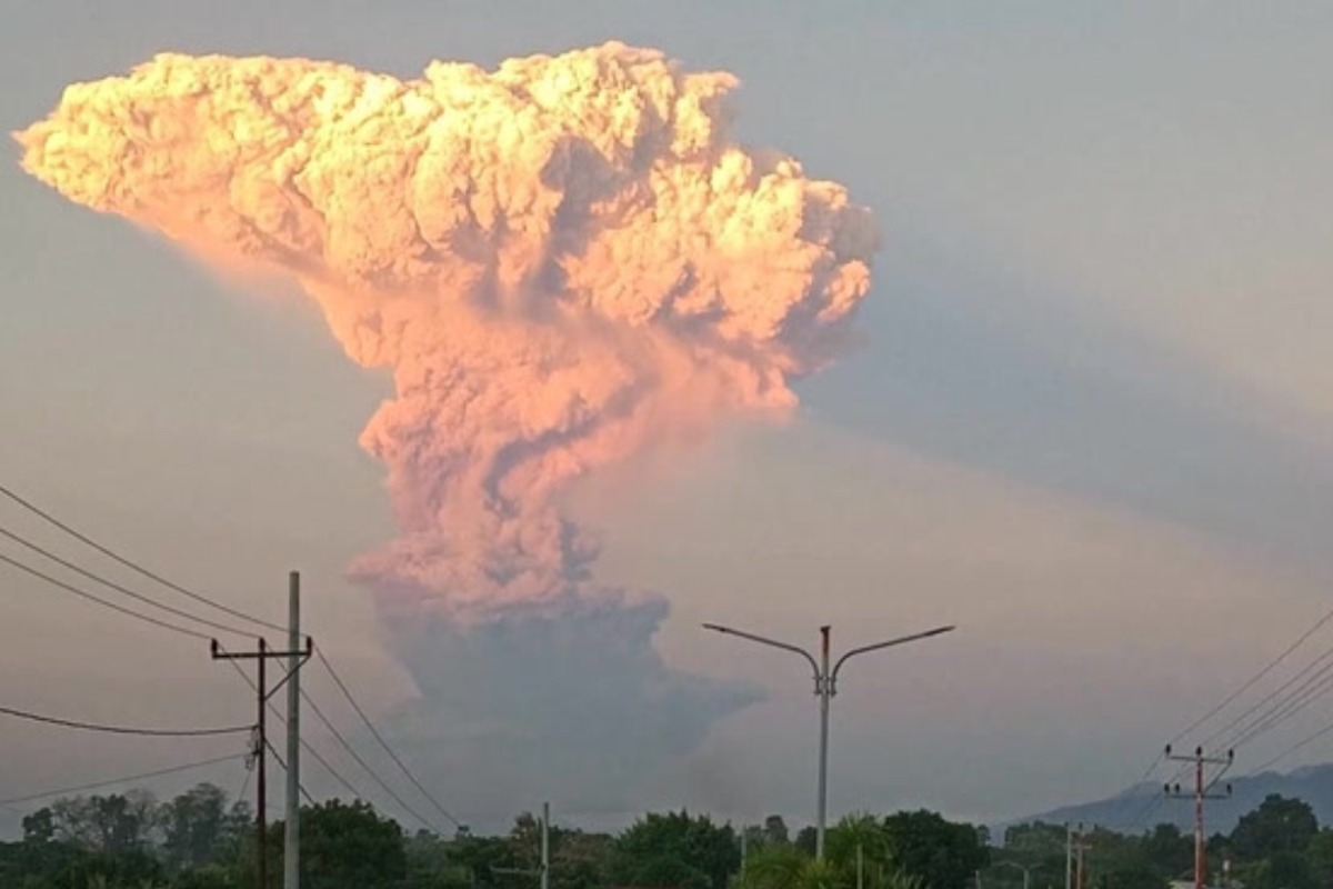 Is it safe to travel to Bali and rest of Indonesia after volcanic ...