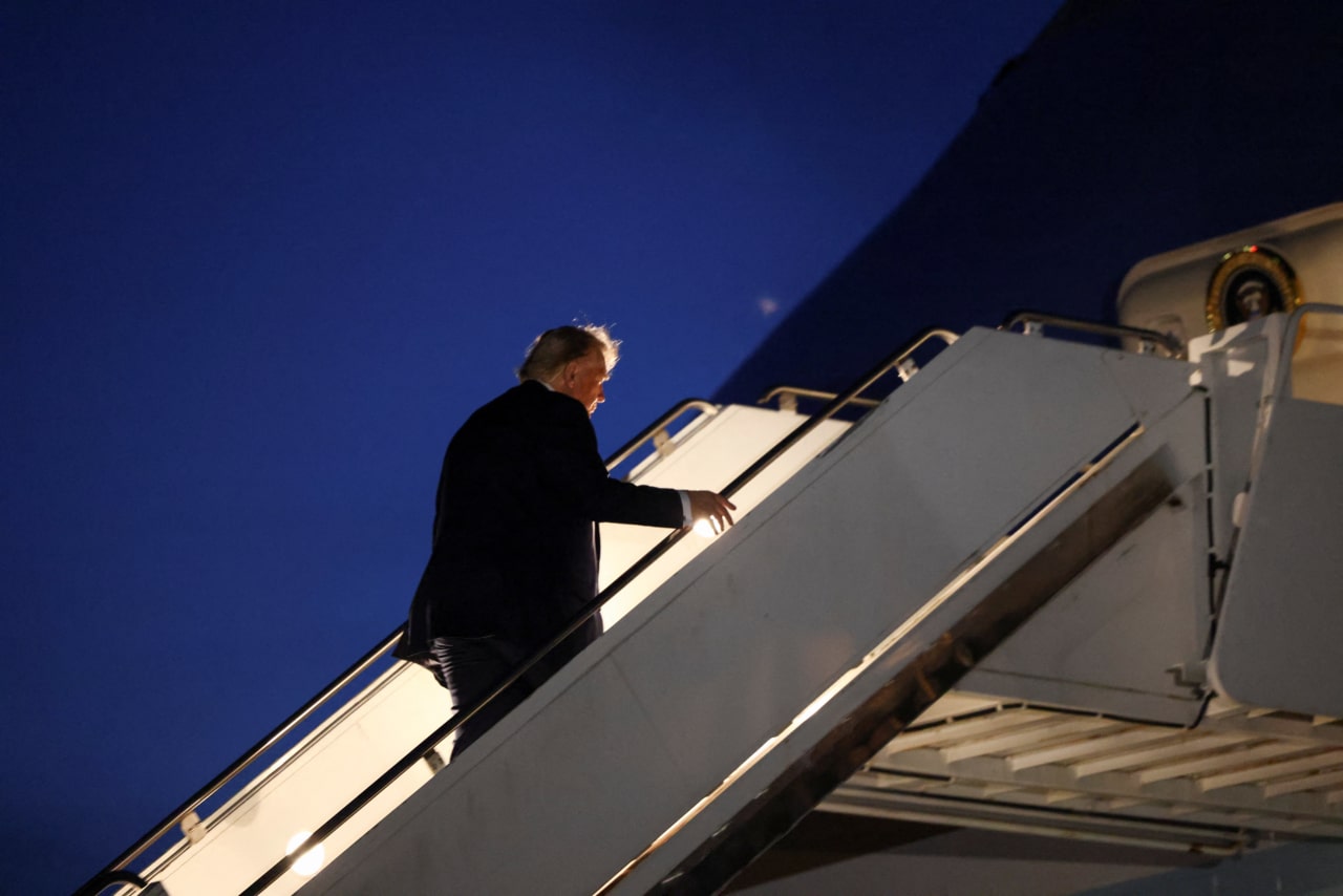 Mideast Conflict, Trade Tensions Weigh on Stocks