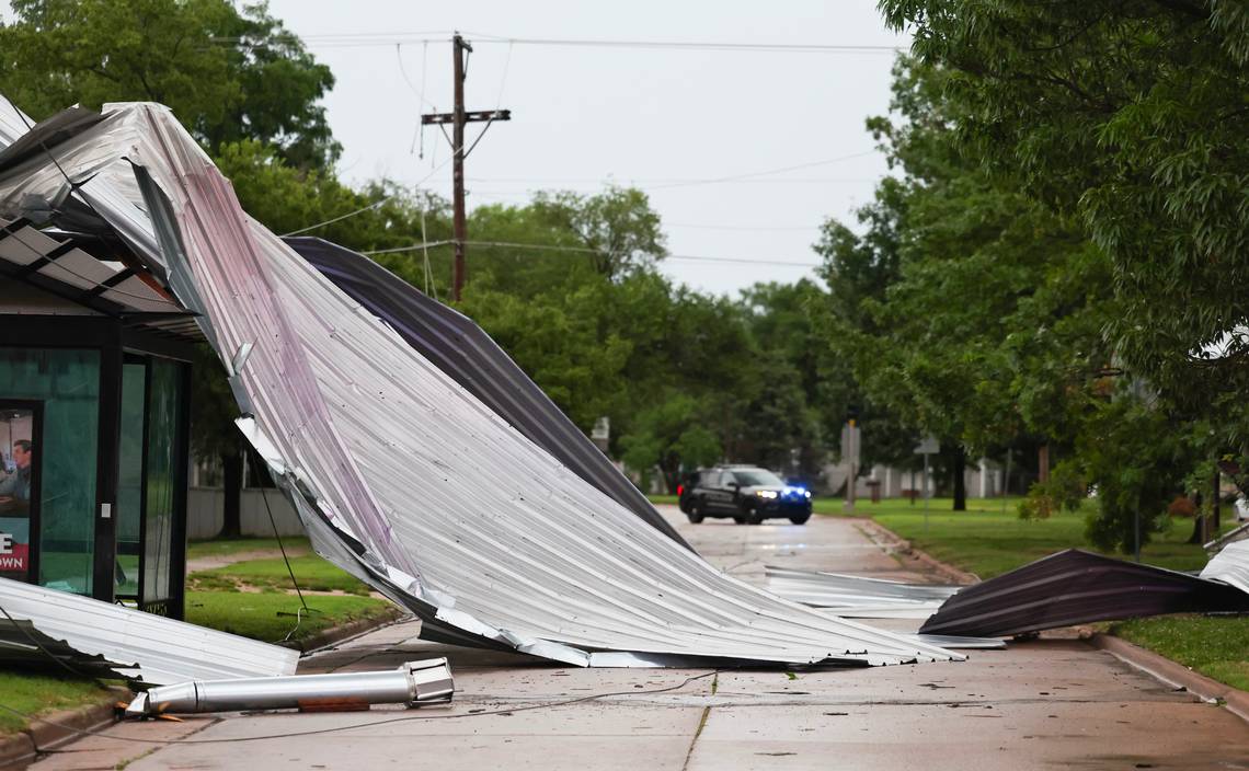 Building that houses decades-old Wichita boxing club floods after roof ...