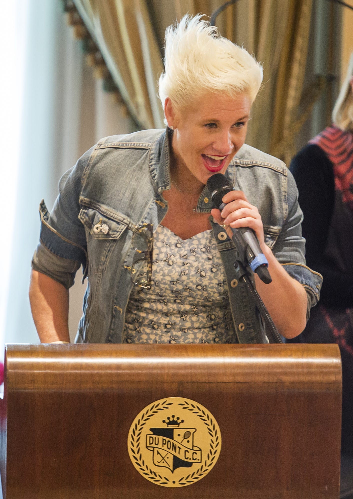Anne Burrell, chef and Food Network star who gave back in Delaware ...
