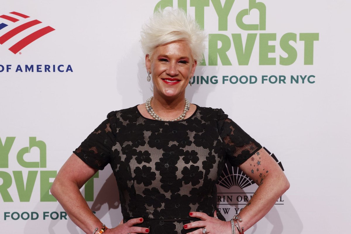Chef Anne Burrell dies at 55