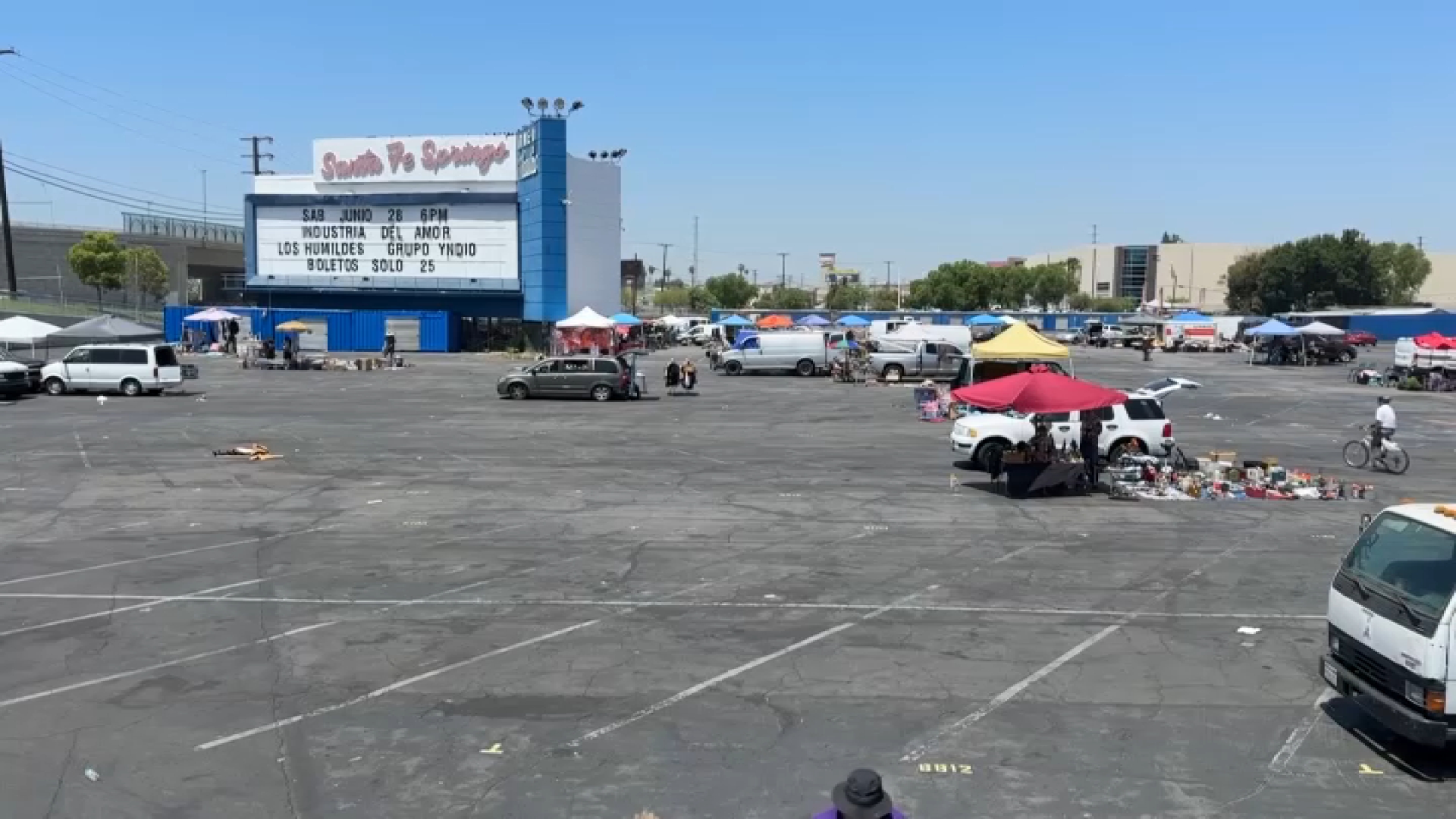 Activity dwindles at Santa Fe Springs Swap Meet after weekend Border ...