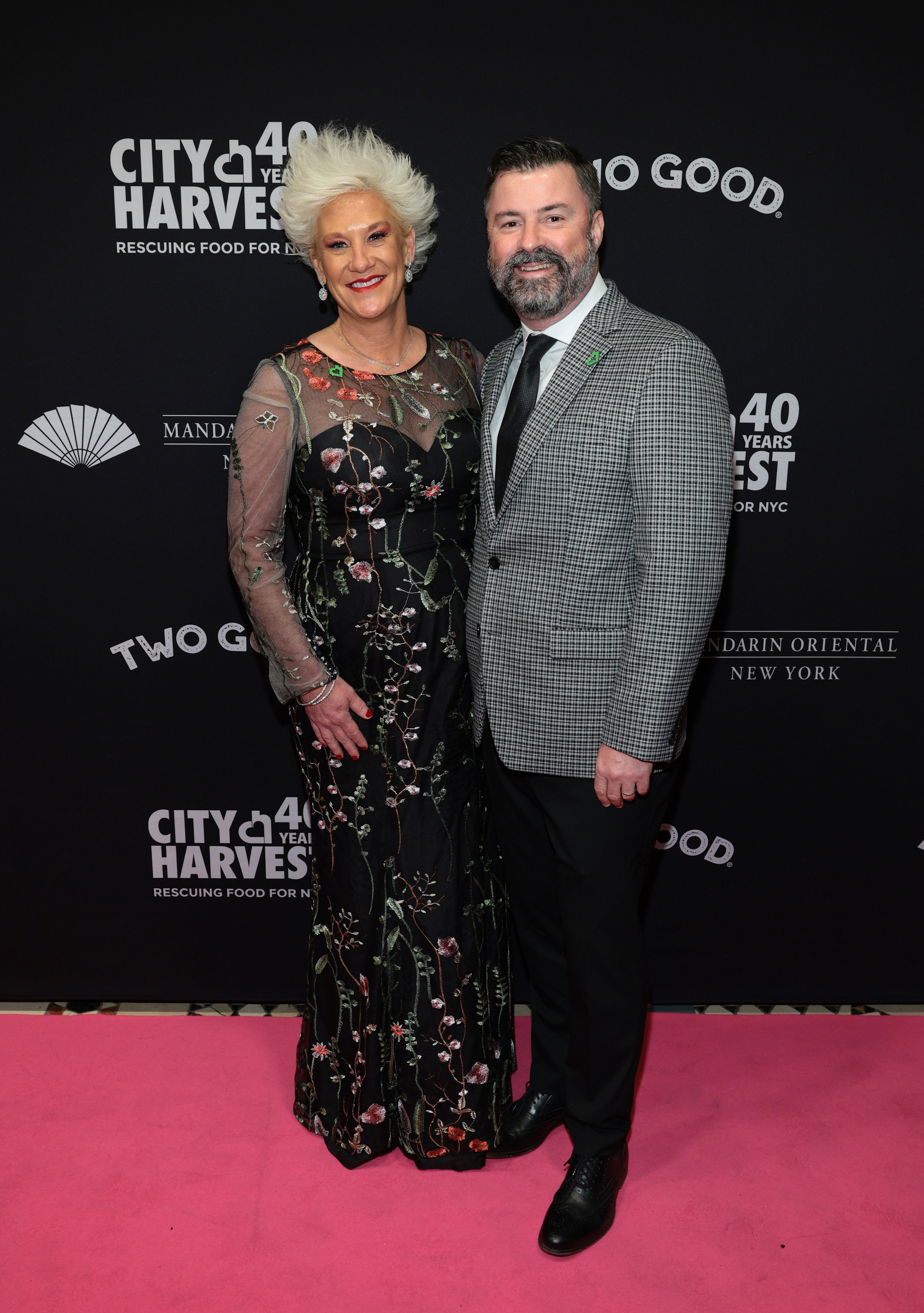 Anne Burrell remembered by chefs and Food Network stars on heels of her ...